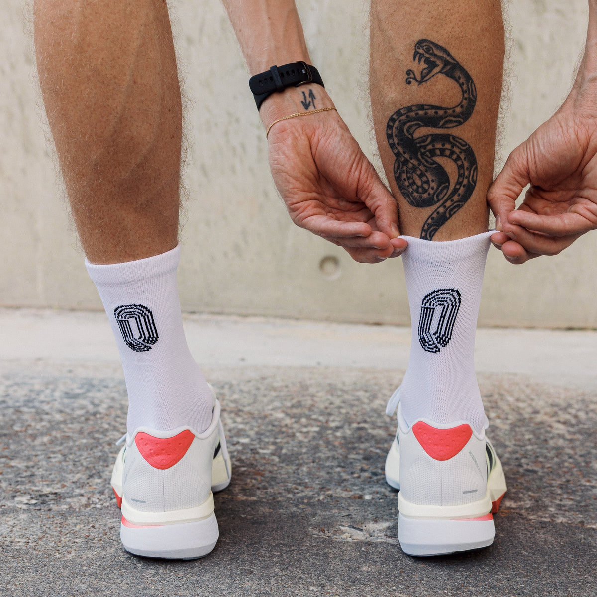 Loop Performance Crew Socks – The Loop Running Supply
