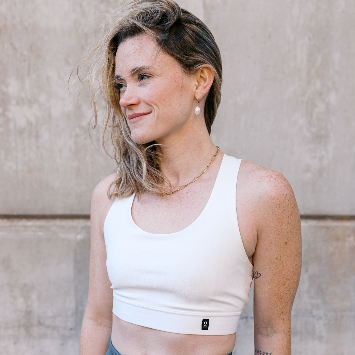 Women’s Pace Bra – The Loop Running Supply